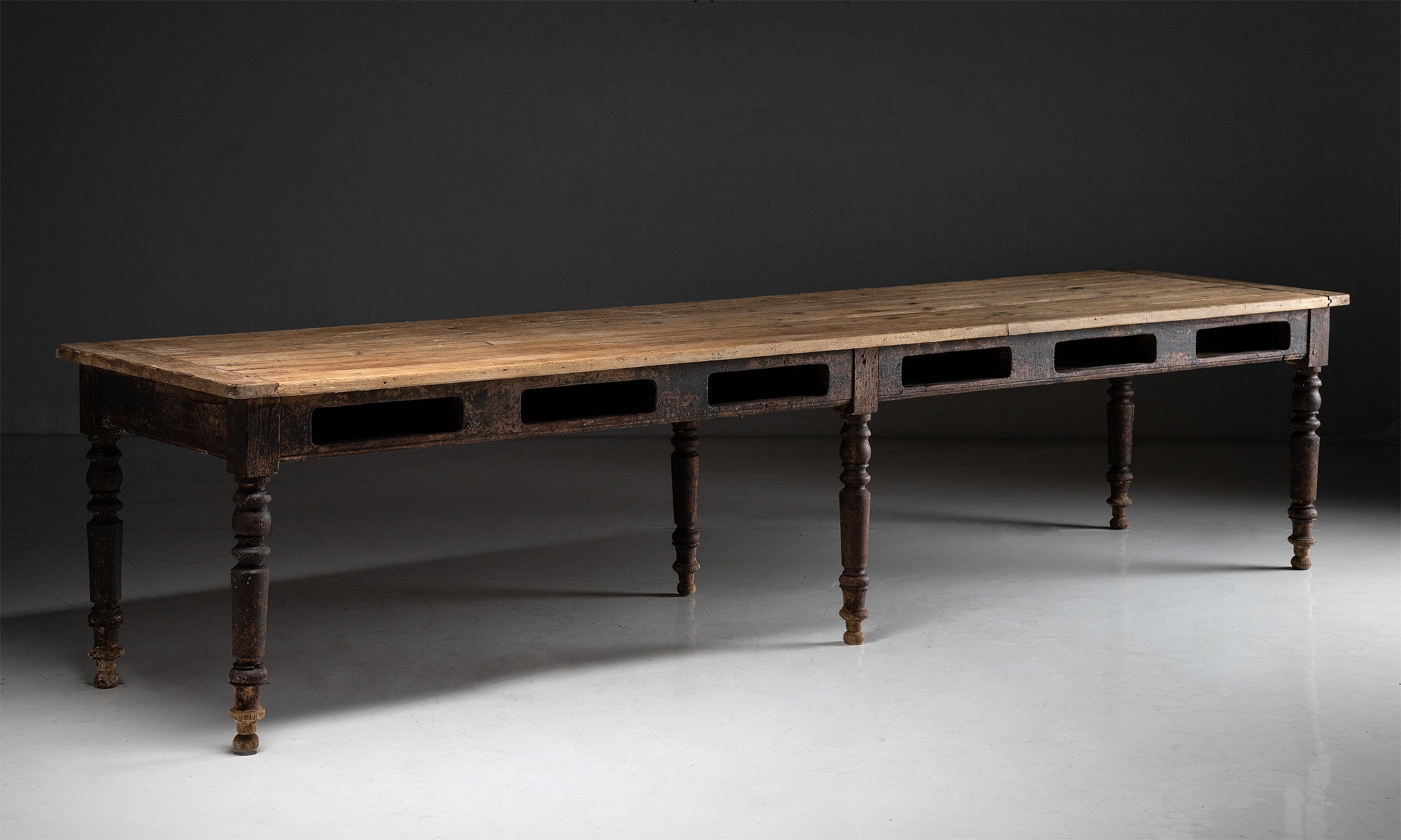 Convent Table, 136 inches :: Obsolete