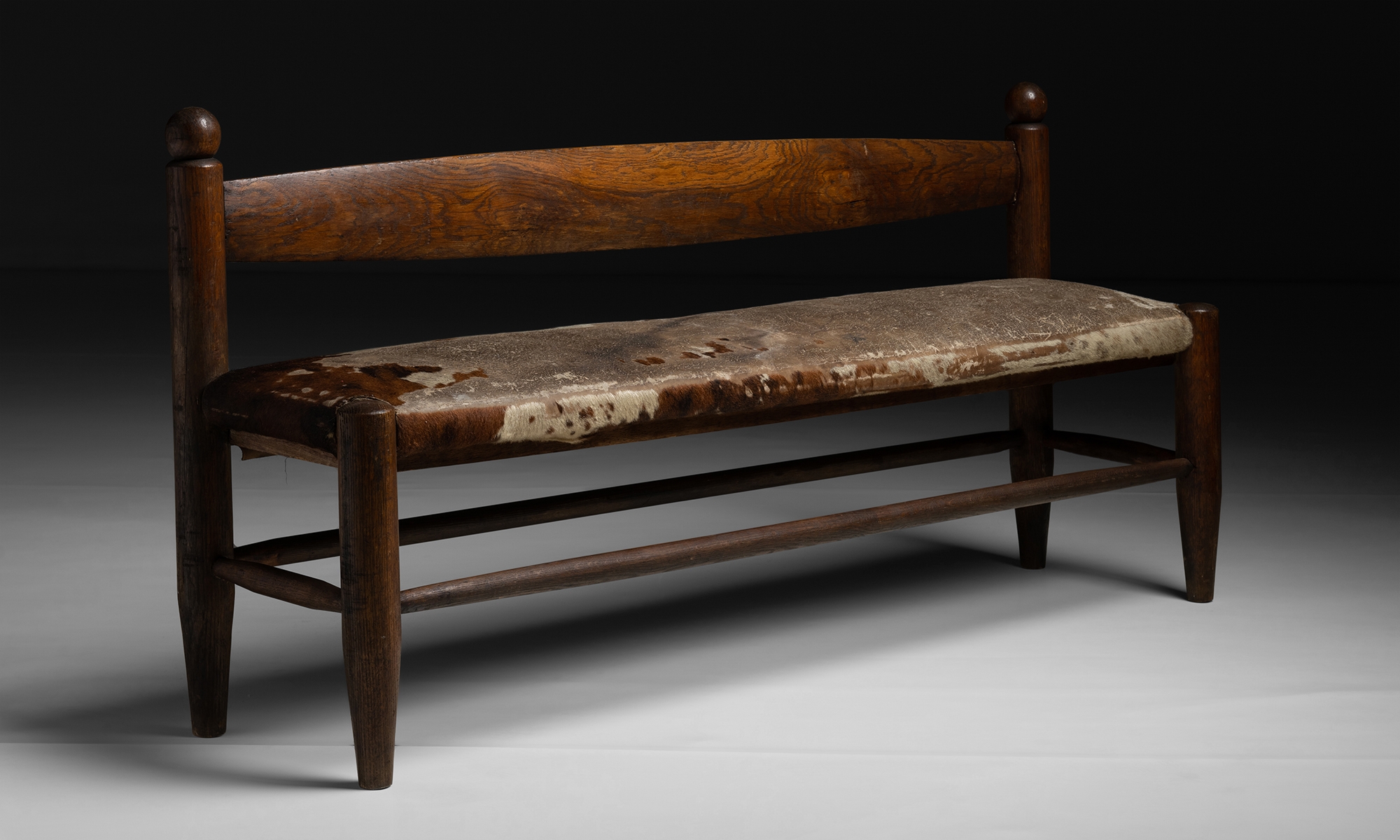Oak & Animal Hide Bench :: Obsolete