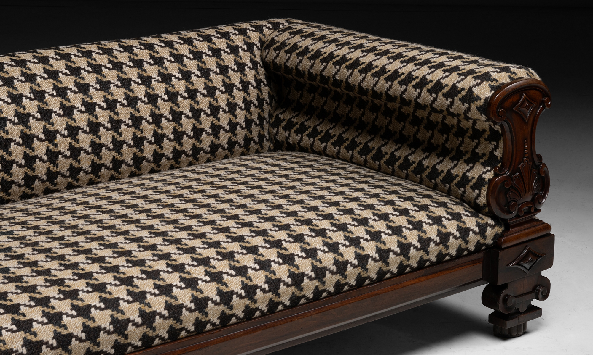 Country Sofa in Pierre Frey Houndstooth Wool :: Obsolete