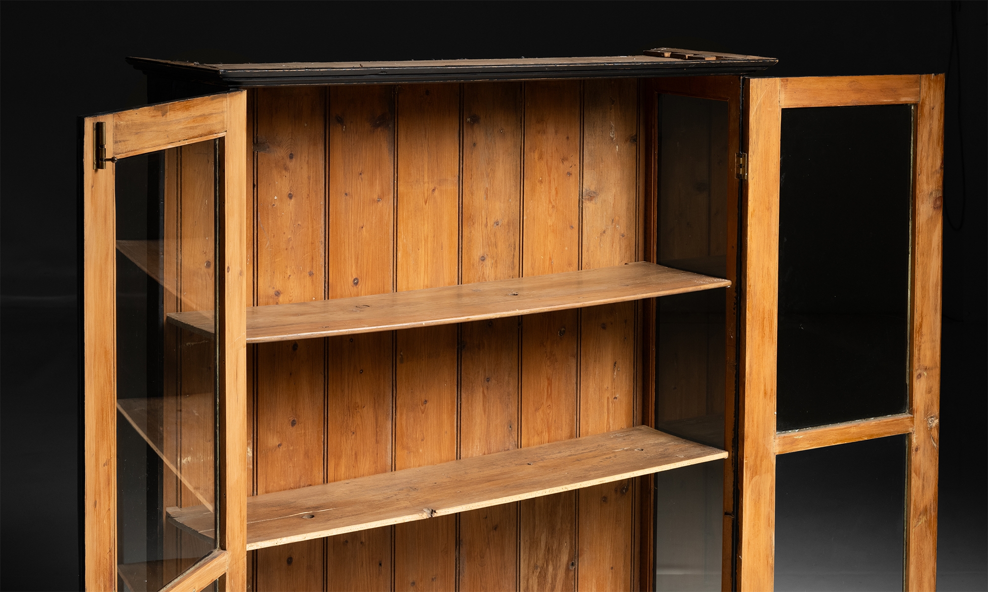 Ebonised Display Case, 64" Tall :: Obsolete