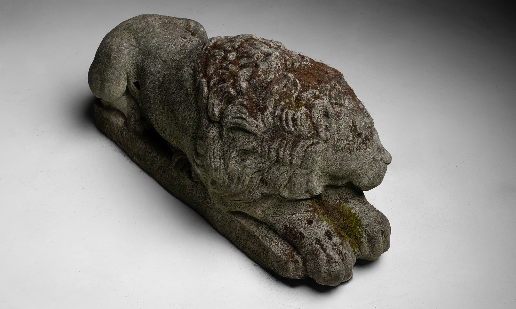 Large Stone Lions :: Obsolete